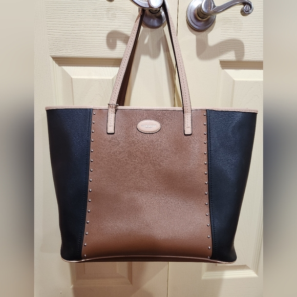 Coach | Bags | Coach Saddle Black Metro Color Block Studded Saffiano ...